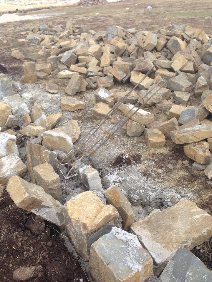 Rrënohet rrethoja e varrezave të katolikëve në Llapushnik (Foto ...