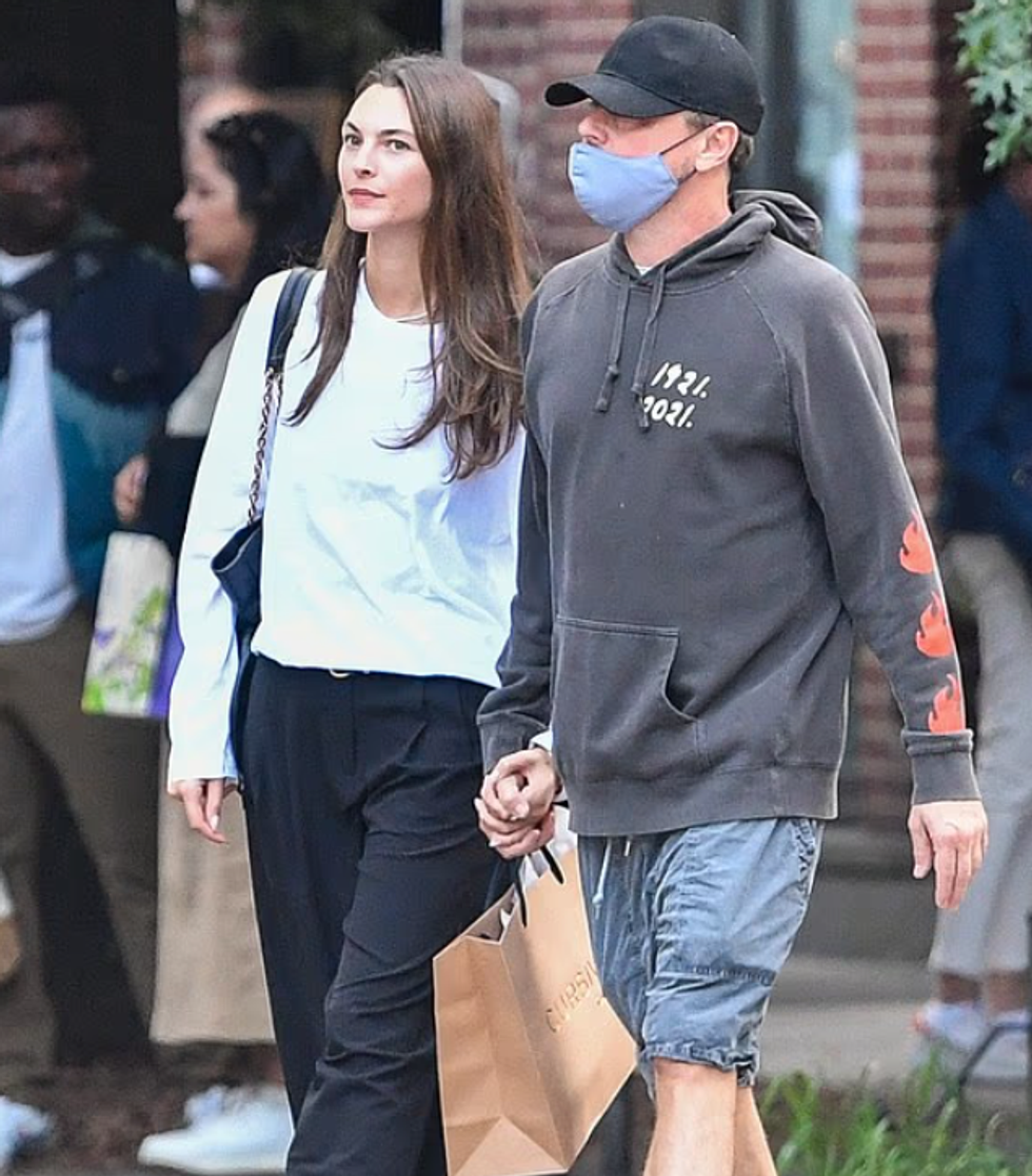 Leonardo DiCaprio and Vittoria Ceretti appear in a rare public appearance hand in hand in New ...