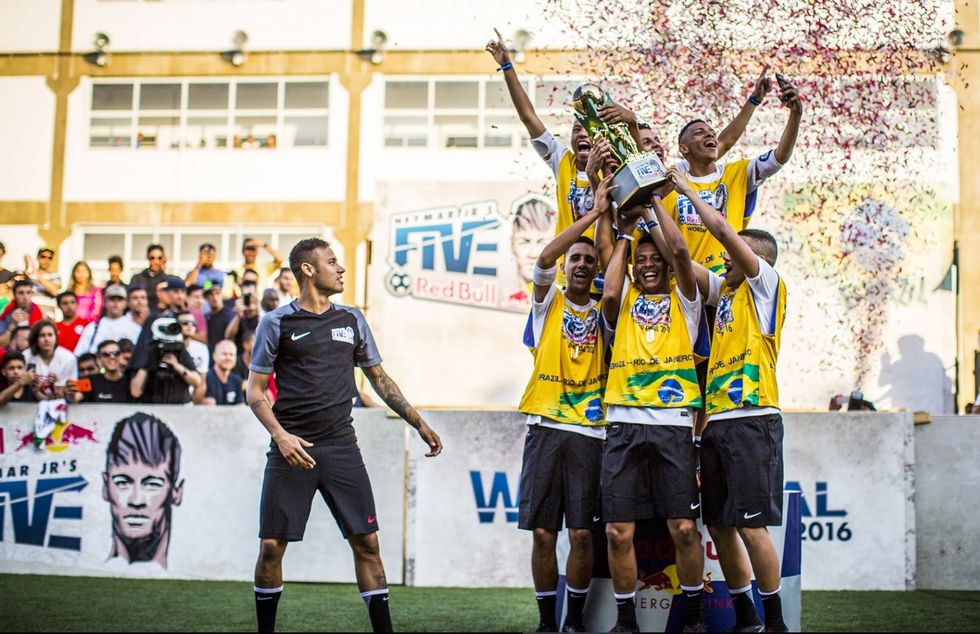Neymar plays with the winners of the 'Neymar Jr's Five' tournament ...