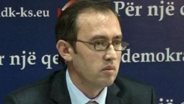 Avdullah Hoti, i mandatuari i LDK-së - Telegrafi - Telegrafi