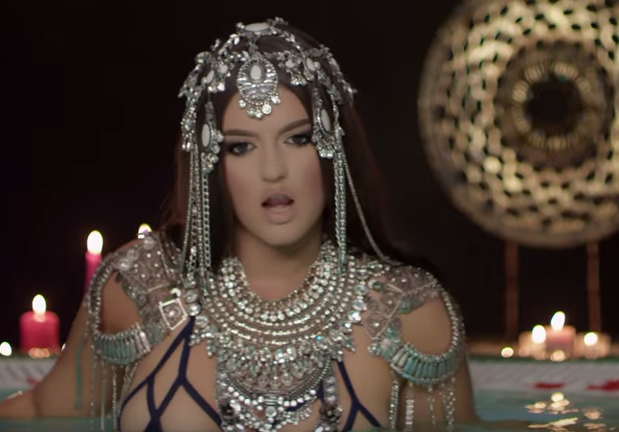 Enca copies the Serbian singer (Photo) - Telegrafi - Telegrafi