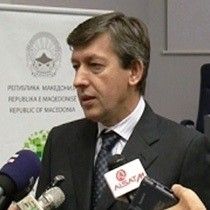Musa Xhaferi calls Teuta Arifi a lawyer of the opposition - Telegrafi ...
