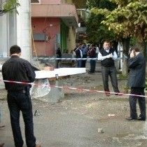 Three injured in exchange of fire - Telegraph - Telegraph