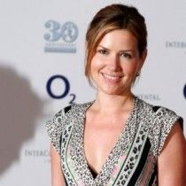 Dido talks about the video clip "Stan" with Eminem - Telegrafi - Telegrafi