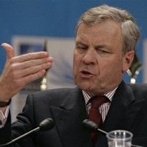 Scheffer visits Kosovo - Telegraph - Telegraph