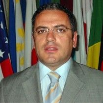 Ambasadori Flamur Gashi, shpallet më i miri në Evropën Juglindore ...