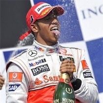 Hamilton scores the first victory of the season - Telegrafi - Telegrafi