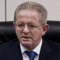 Skender Hyseni: Veriu shpërtheu njohjet - Telegrafi - Telegrafi