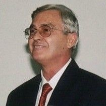 Ex-president Rexhep Mejdani has an accident - Telegrafi - Telegrafi