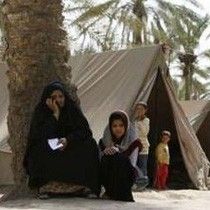 Iraq closes the gates to the displaced - Telegraph - Telegraph