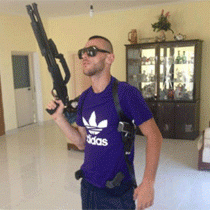 The court leaves the singer Stresi in prison - Telegrafi - Telegrafi