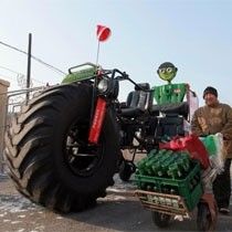 Giant motorcycle - Telegraph - Telegraph