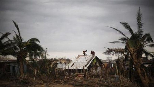 India in anticipation of Cyclone Helen - Telegraph - Telegraph