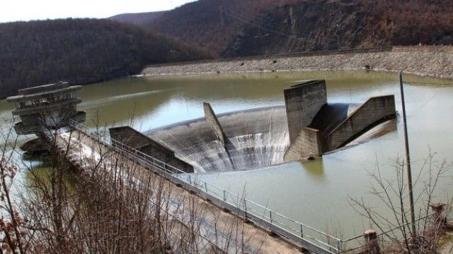 Ja se si shmanget rreziku nga helmimi i liqeneve - Telegrafi - Telegrafi