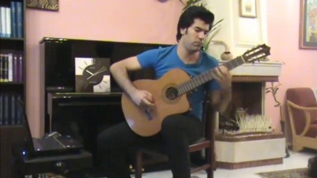 The fastest guitarist in the world? (Video) - Telegraph - Telegraph