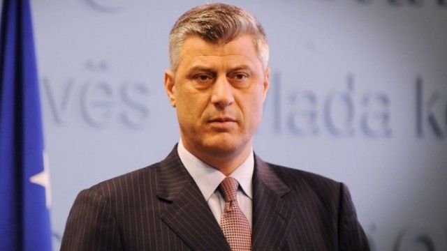 Prime Minister Thaçi consoles the Lluka family - Telegrafi - Telegrafi