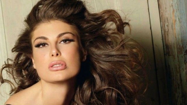 Ky është mashkulli i Anxhelës (Foto) - Telegrafi - Telegrafi