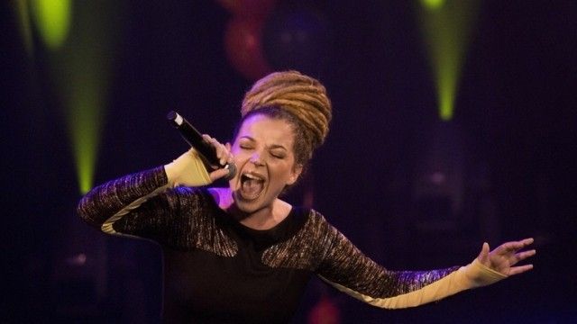 “Suus” e Ronës, e 12-ta më e mirë në histori të Eurovisionit ...