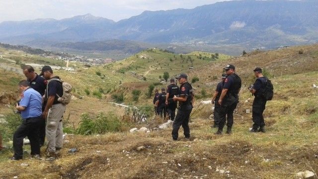 'The myth of Lazarat,' filled with drugs, weapons and mystery (Photo ...