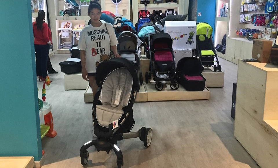 Nora, a devoted mother (Photo) - Telegraph - Telegraph