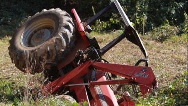 A 55-year-old man dies after being hit by a tractor in Skenderaj ...