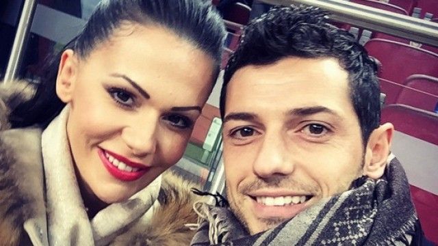 The visit to the mosque in the joint plans of Xhemail and Erjona (Photo ...