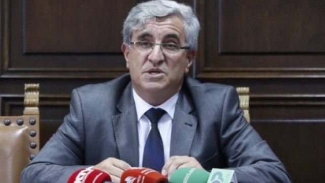 Zejnullahu: Fitoi ideja e mashtrimit dhe shantazhit - Telegrafi