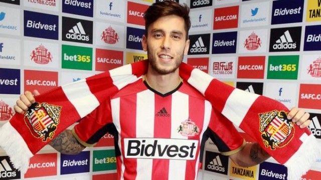 Official: Ricky Alvarez is on loan to Sunderland - Telegraph - Telegraph