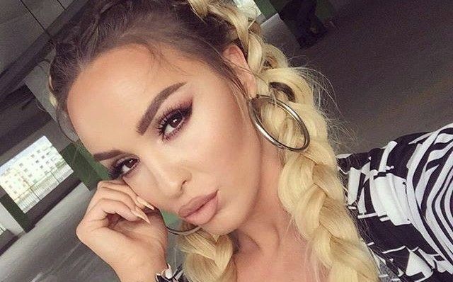 Adelina reaches half a million (Video) - Telegraph - Telegraph