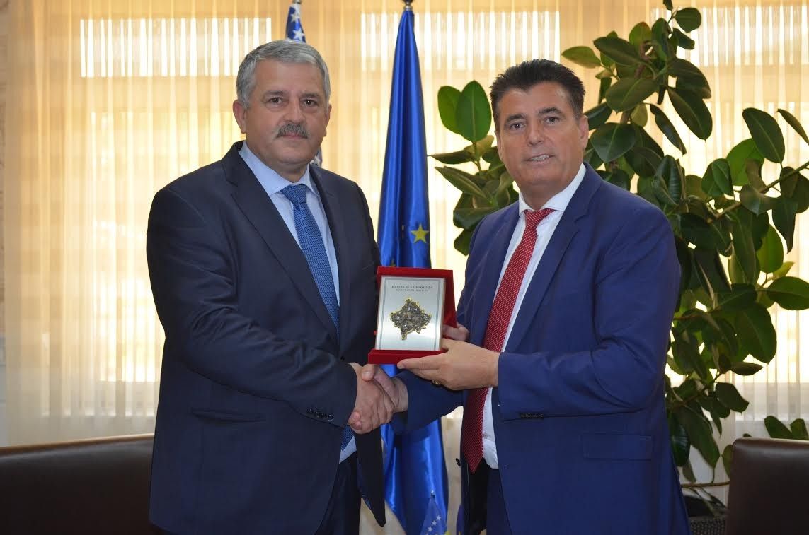 Bahtiri received the vice president of LDK, Agim Veliu - Telegrafi ...