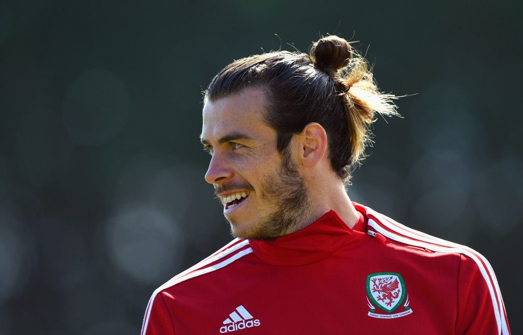 Welsh eyes on Bale - Telegraph - Telegraph