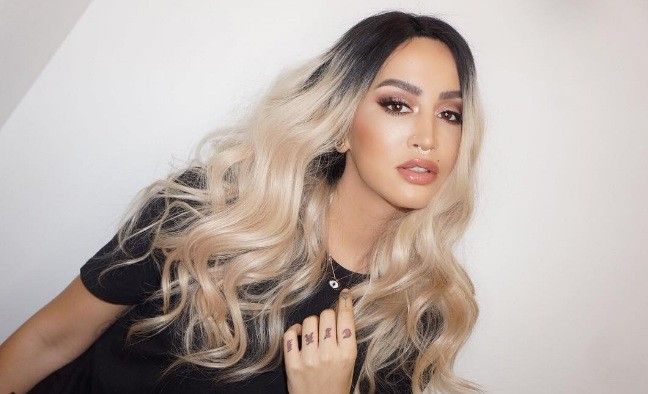 This is the title of Dafina Zeqiri's new clip (Video) - Telegrafi ...