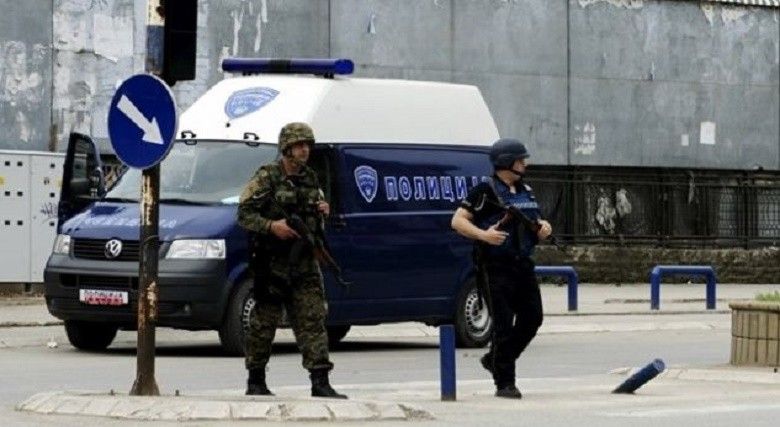 Major police action in the "Gazi Baba" neighborhood of Skopje (Video ...