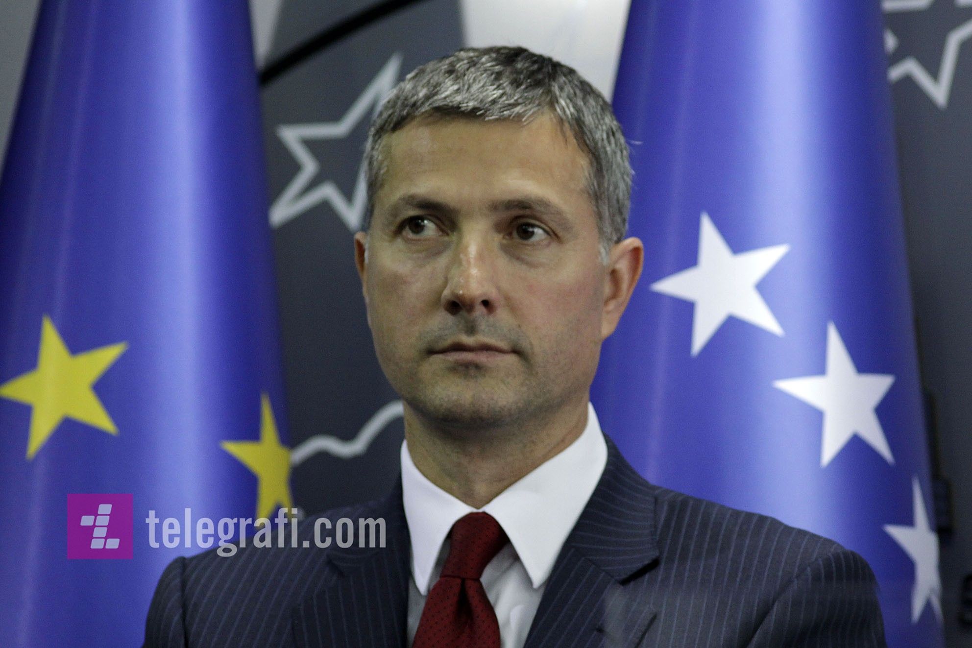 Çollaku asks the EU to take a positive decision on visas - Telegrafi ...