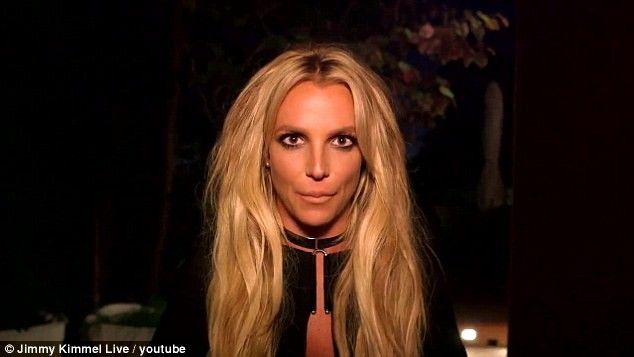 Britney surprises Jimmy Kimmel, sends dancers to the bedroom (Photo ...