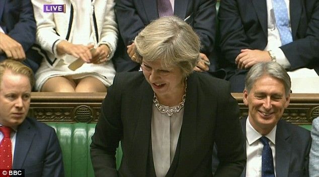 The British MP, like Sharon Stone, "crosses her legs" in Parliament ...