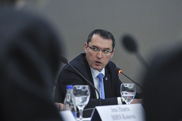 Gecaj: Gjuriq is making films - Telegrafi - Telegrafi