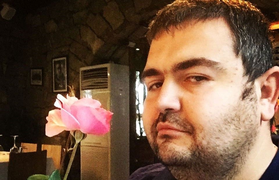 Kështu dukej Fatmir Spahiu ‘Bufi’ në vitin 1992 (Foto) - Telegrafi ...