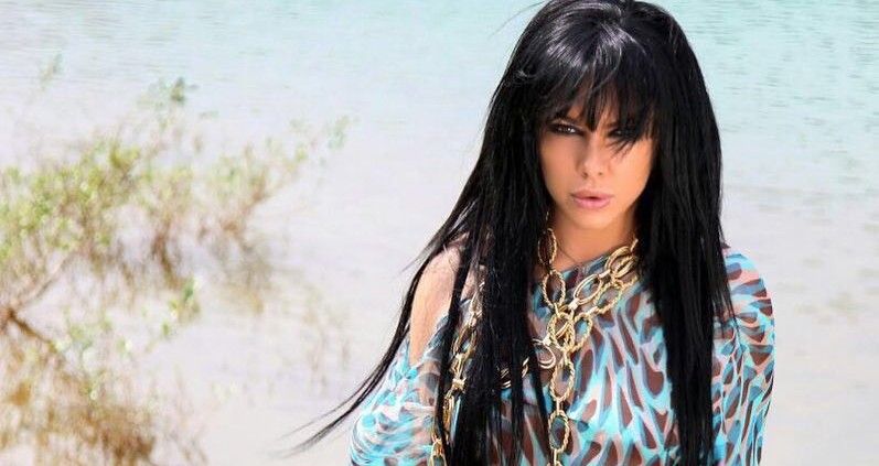 Ingrit Gjoni announces the new clip (Video) - Telegrafi - Telegrafi