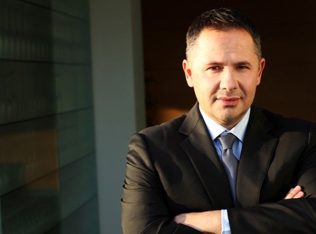 Samir Mane, shqiptari më i pasur - Telegrafi - Telegrafi