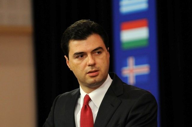 Basha: Edi Rama breaks the law and protects criminals - Telegrafi ...