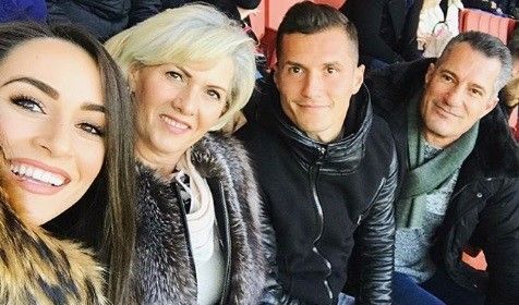 The whole Xhaka family on the steps of the stadium to watch Granit ...