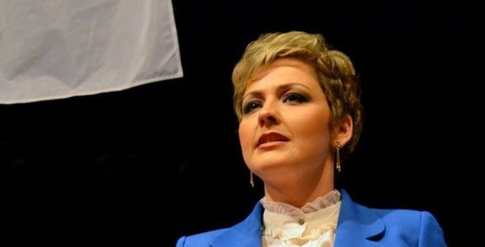 Ardita Sinani: Albanians, let's unite in the United Europe - Telegraph ...