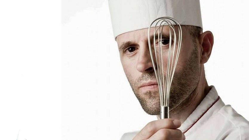 Naser Gashi, the successful Albanian pastry chef in Slovenia ...