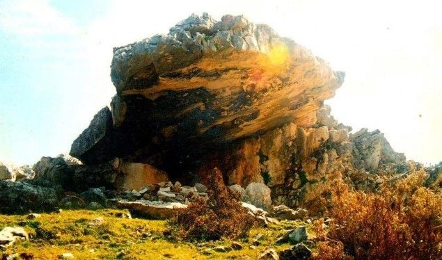 Shpella e Shkruar, një destinacion për turizmin historik - Telegrafi