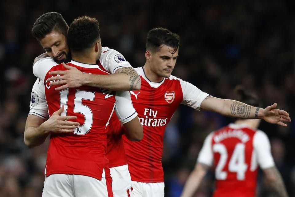 Formations C.Palace-Arsenal, the titular Albanian duo - Telegrafi ...