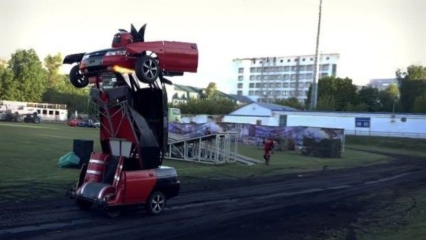 Lada-Transformers: Father and son create the armed robot! (Video ...