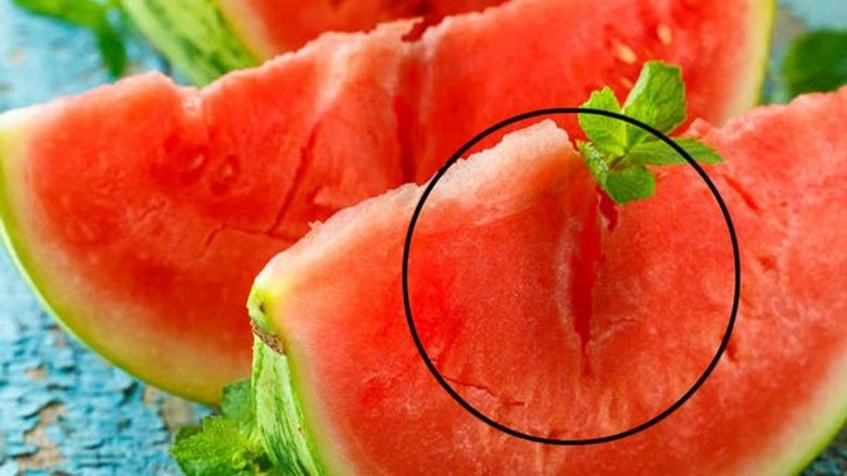 NOBODY TOLD YOU THIS: Throw it down immediately if you see cracks like ...