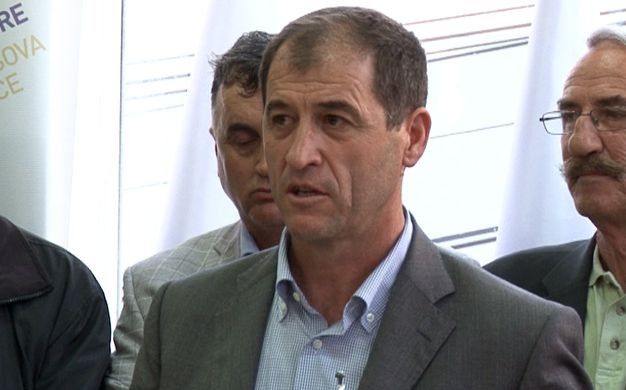 Islam Pacolli: Even AKR targets the Government - Telegraph - Telegraph