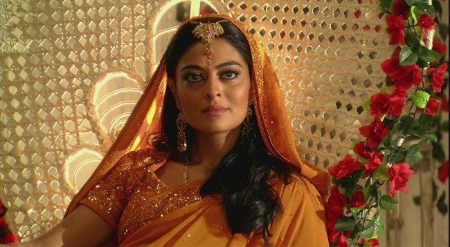 "Maya" e serialit "Zhade", publikon imazhe tërësisht lakuriq (Foto, +18 ...